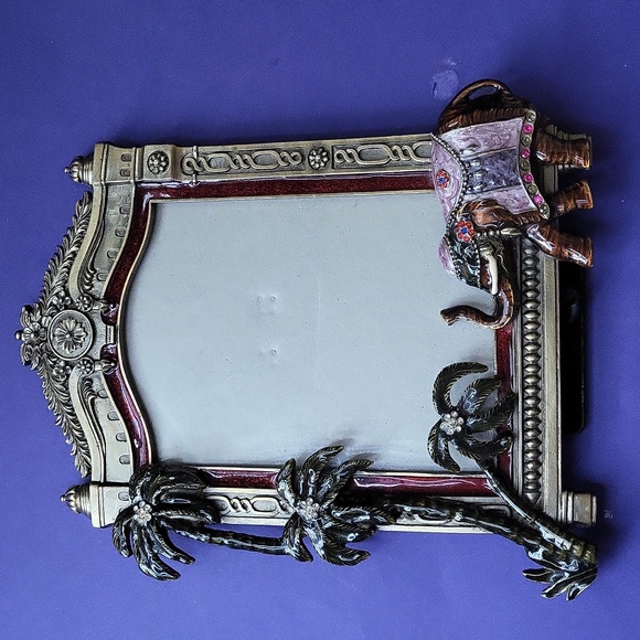 Enamel | Wall Decor | Enamel Picture Frame | Poshmark